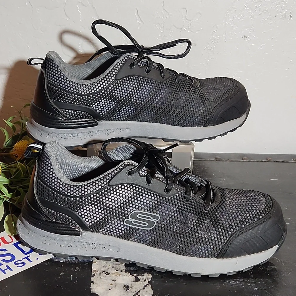 Skechers | Shoes | Skechers Mens 8 Oil Slip Resistant Hard Toe Black ...